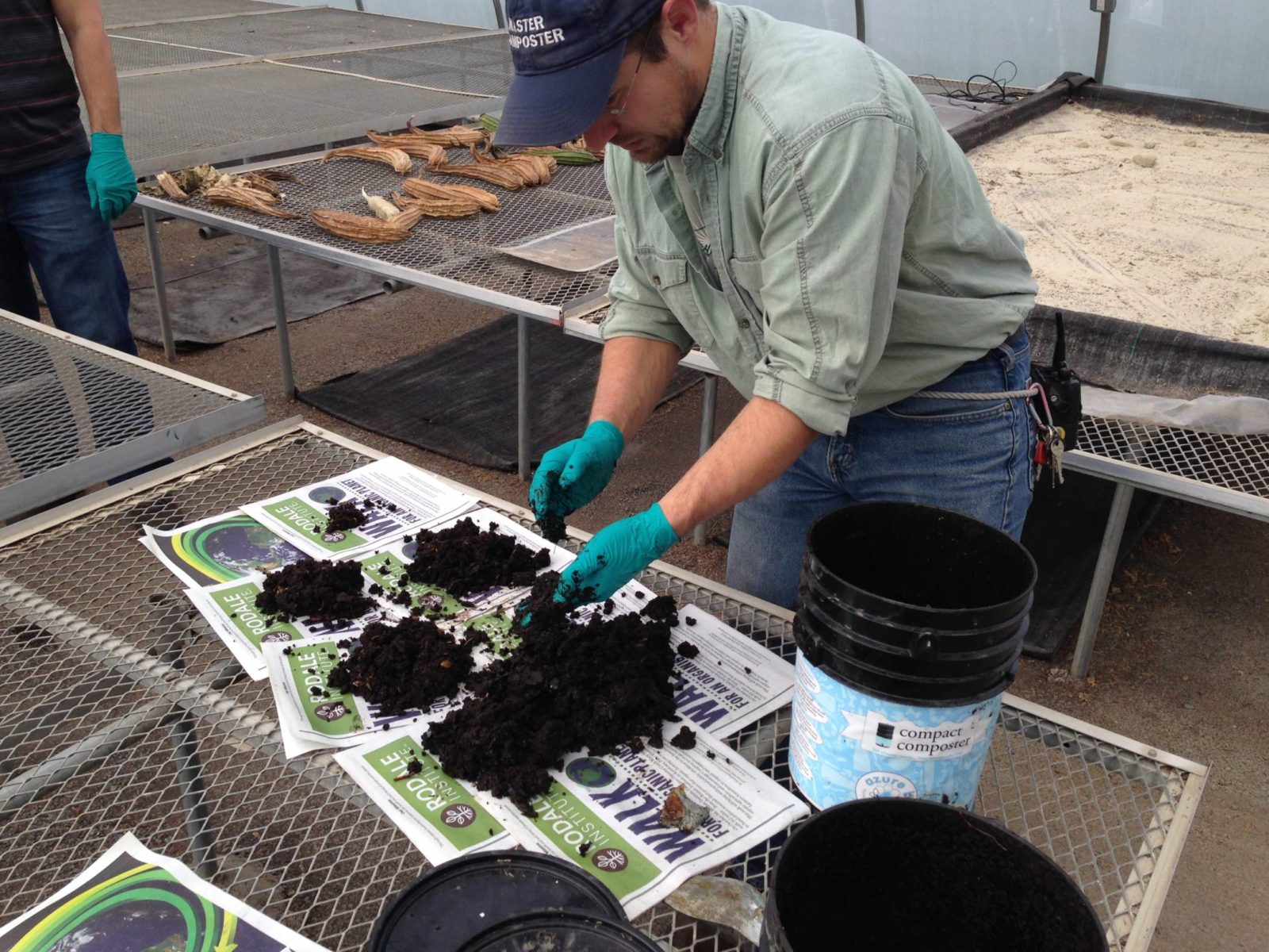 Vermicomposting For Beginners Rodale Institute